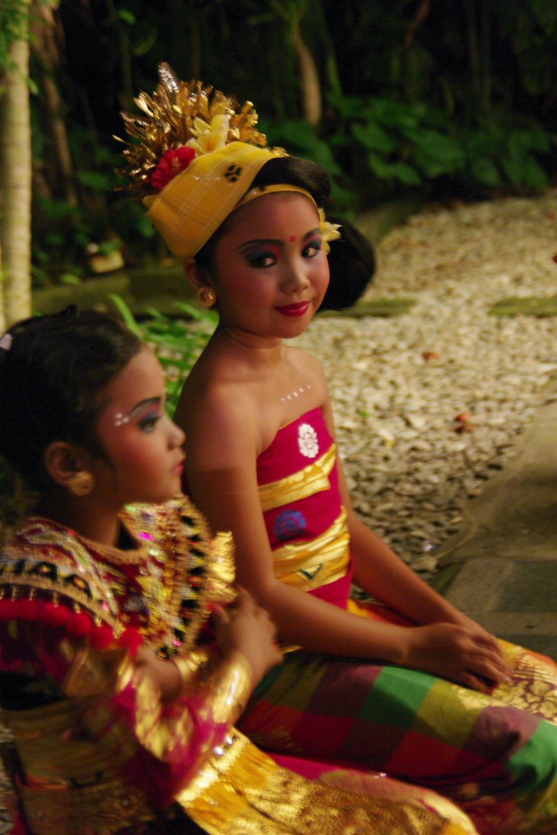 girls dancer | GANREF