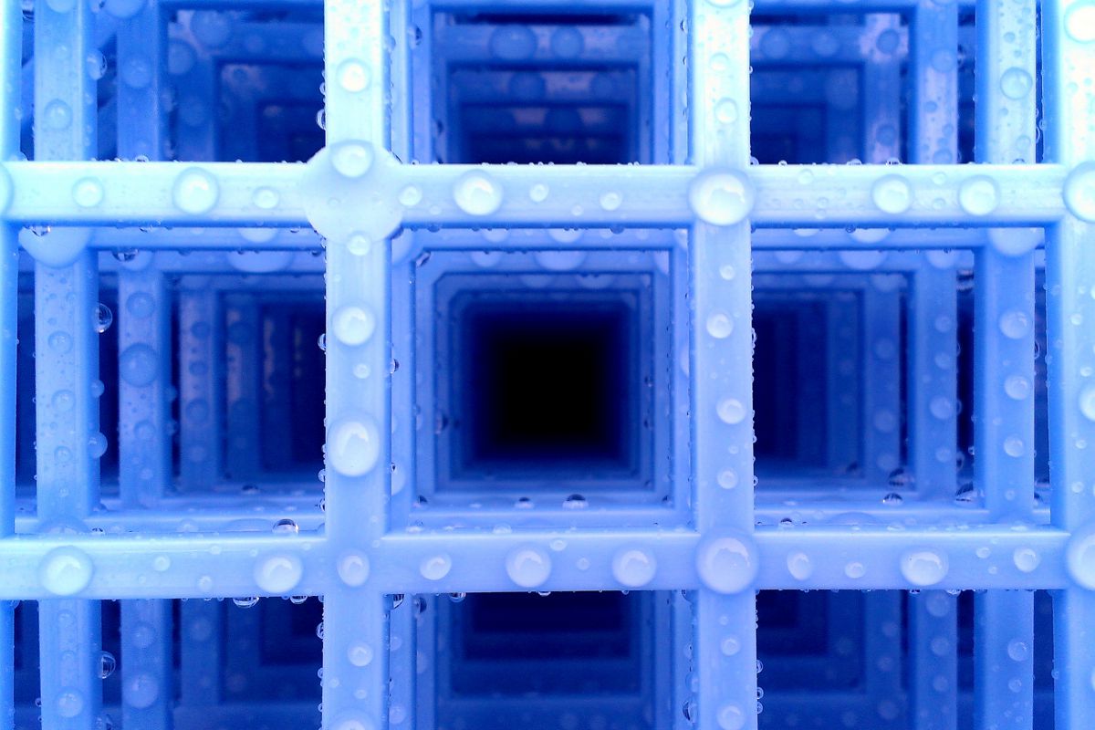 Rainy square | GANREF