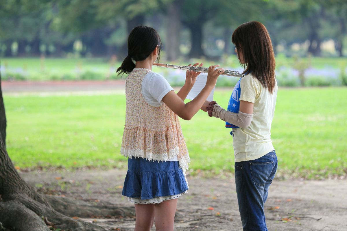 木の下で | GANREF