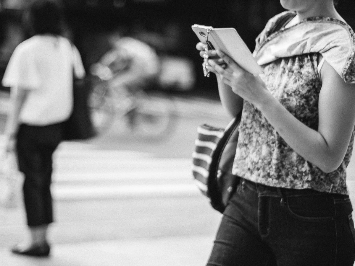 ながらスマホw | GANREF