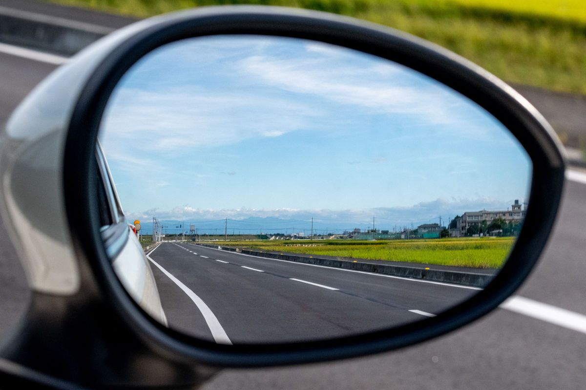 Rear-view mirror 1 | GANREF