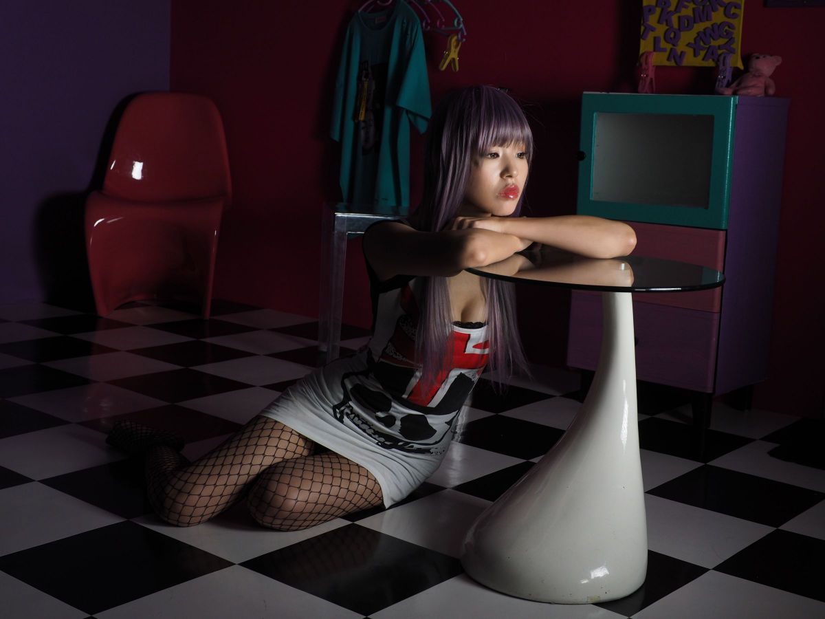 Broken Generation | GANREF