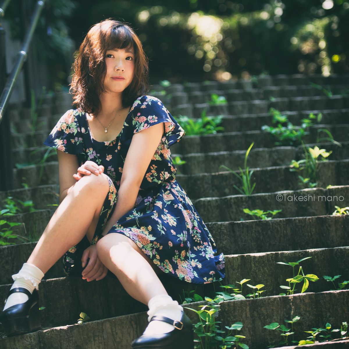 どこ見ようと？ | GANREF