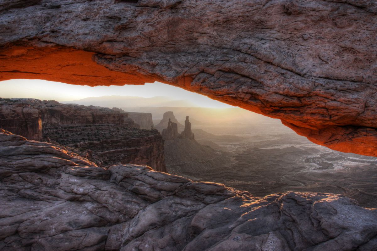 Mesa Archでの日の出 | GANREF