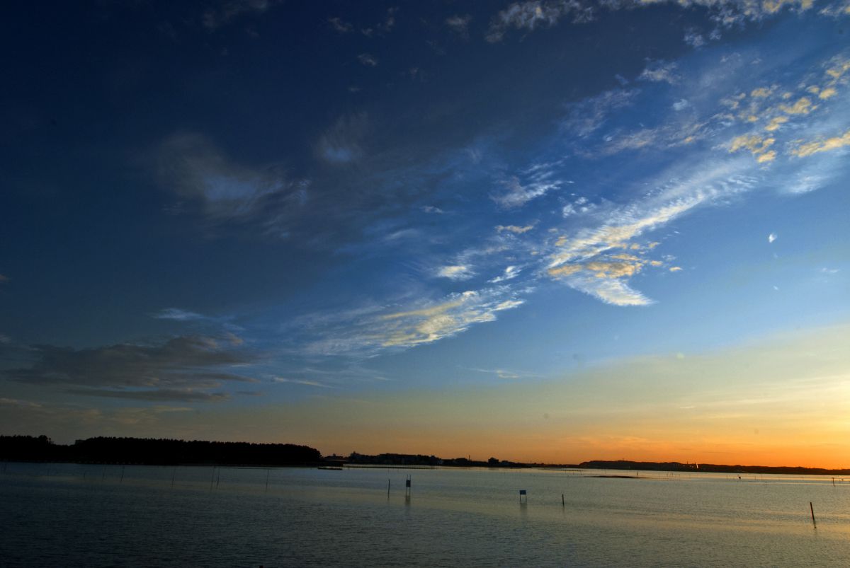 湖と夕暮れVer2.jpg | GANREF