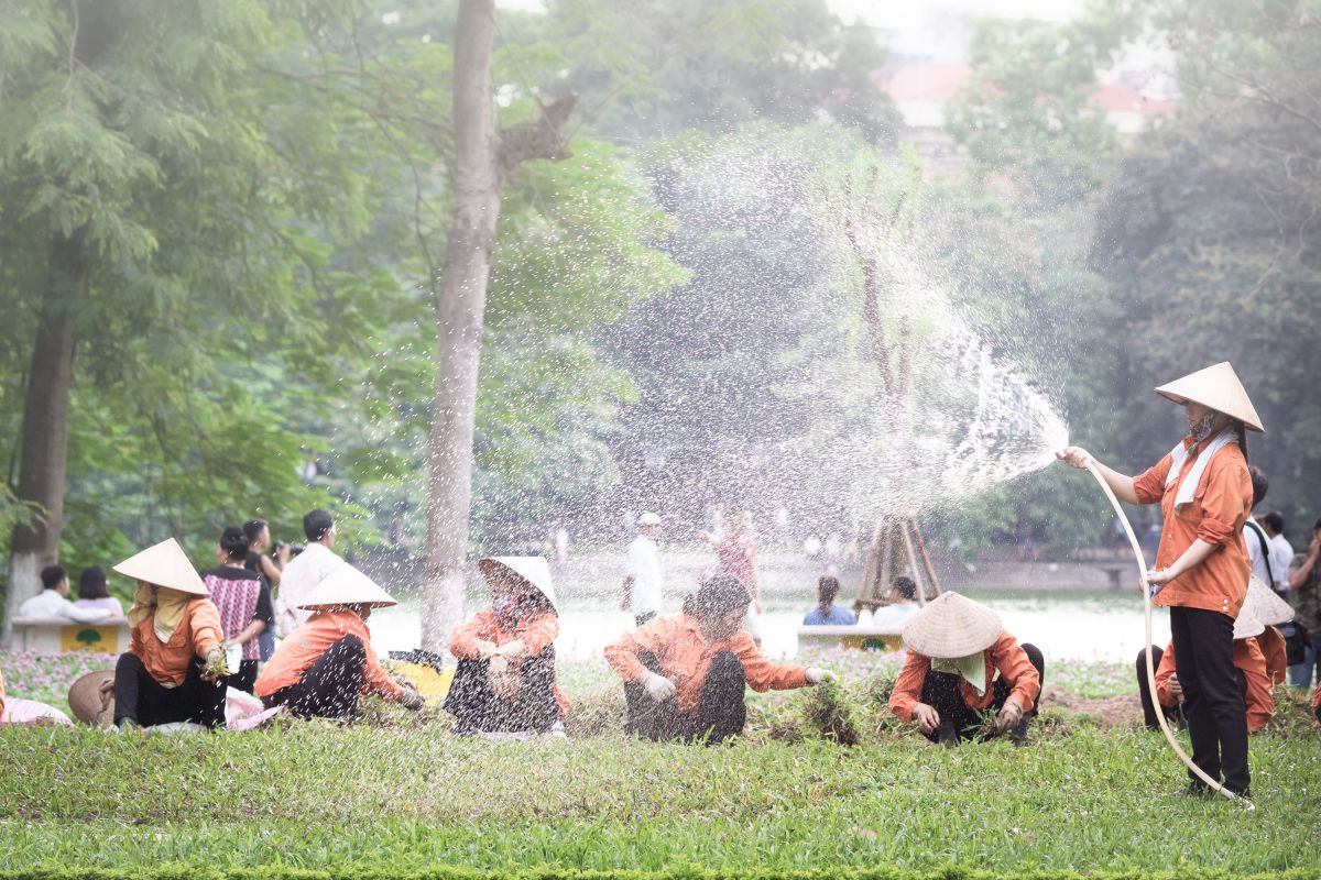 at work now | GANREF