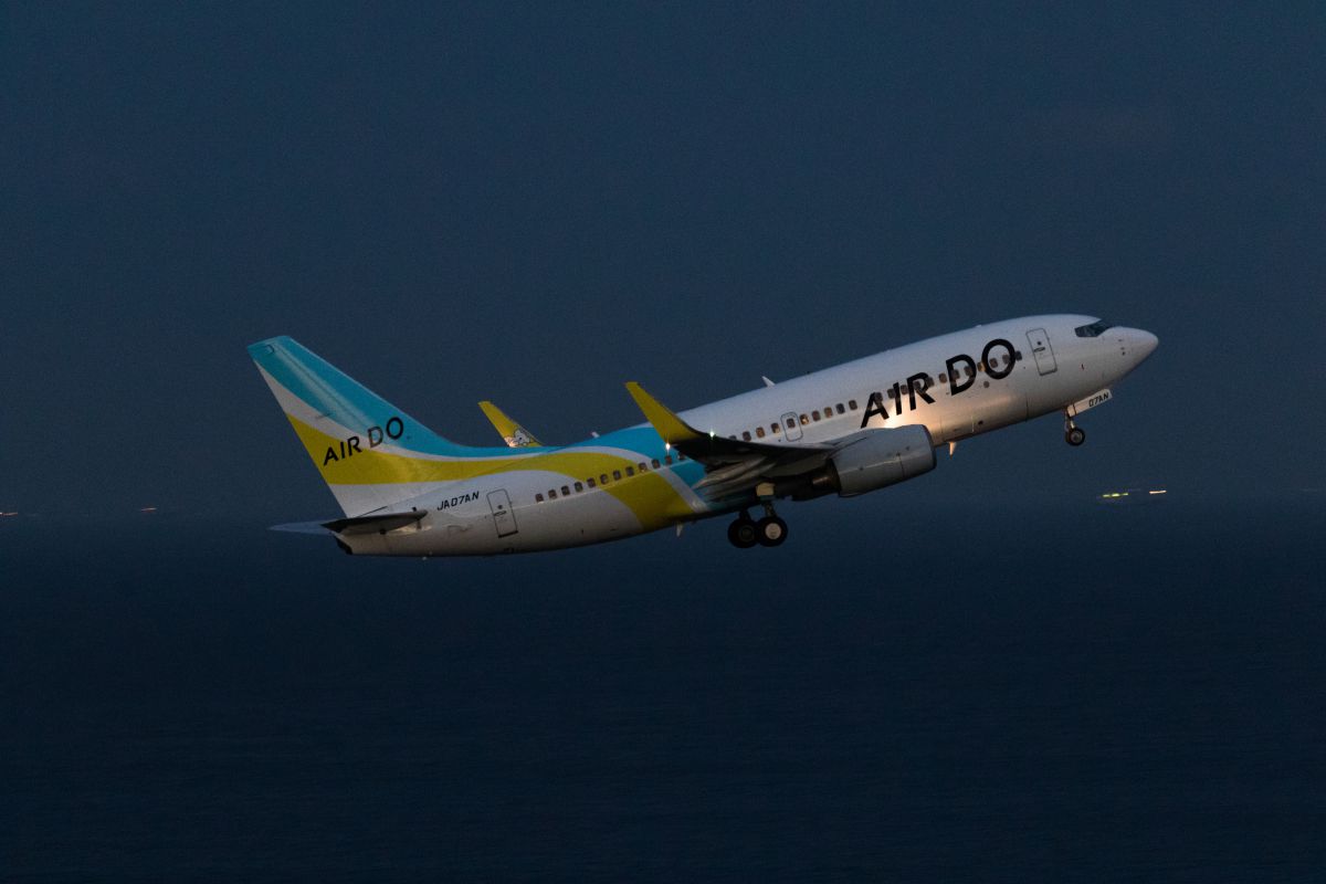 Night Flight(AIR DO) | GANREF