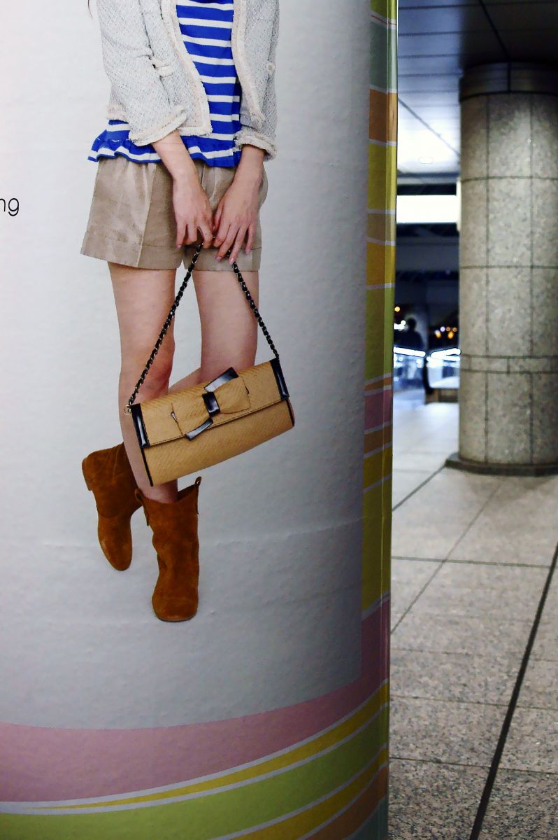 ずっと待ってる | GANREF