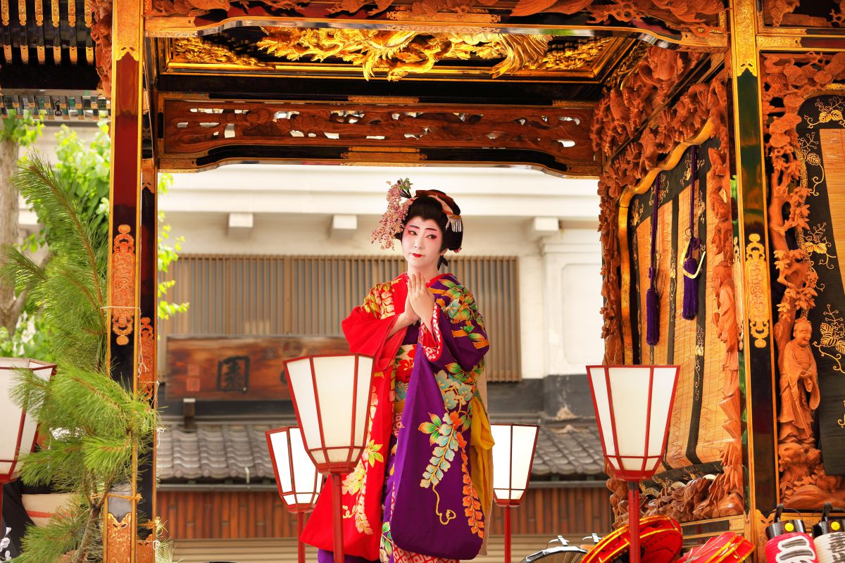 艶やかに Part2 | GANREF