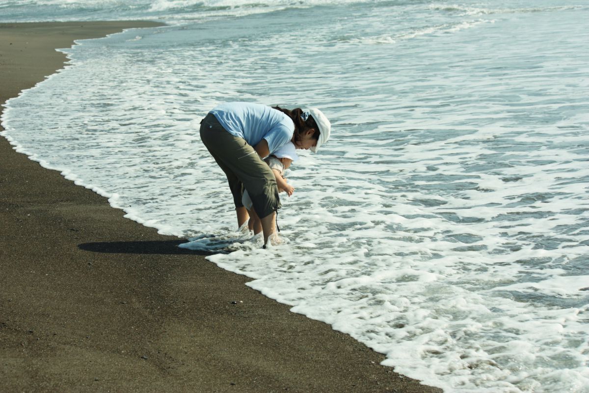 Baby first time surf | GANREF