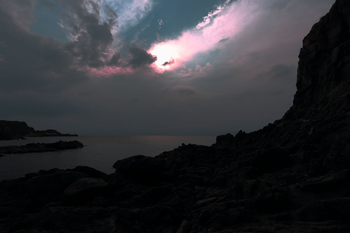 burning sun | GANREF