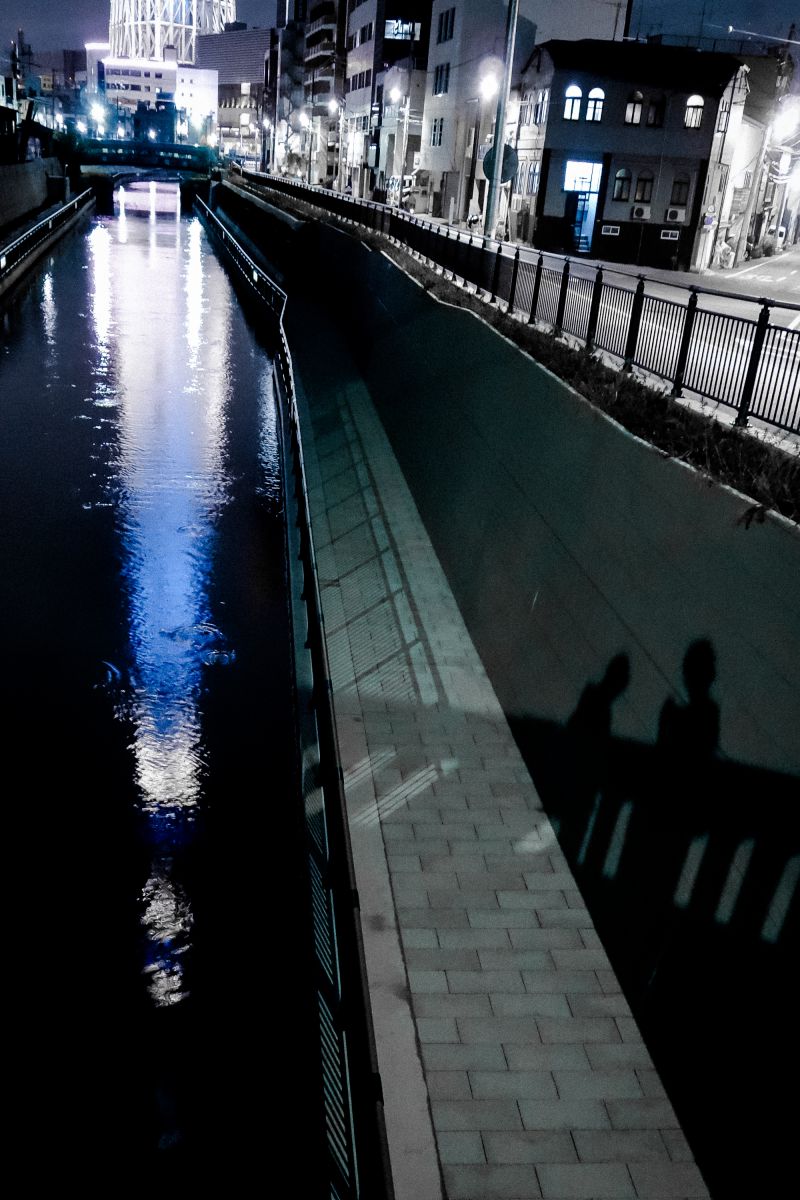 photographer at midnight | GANREF