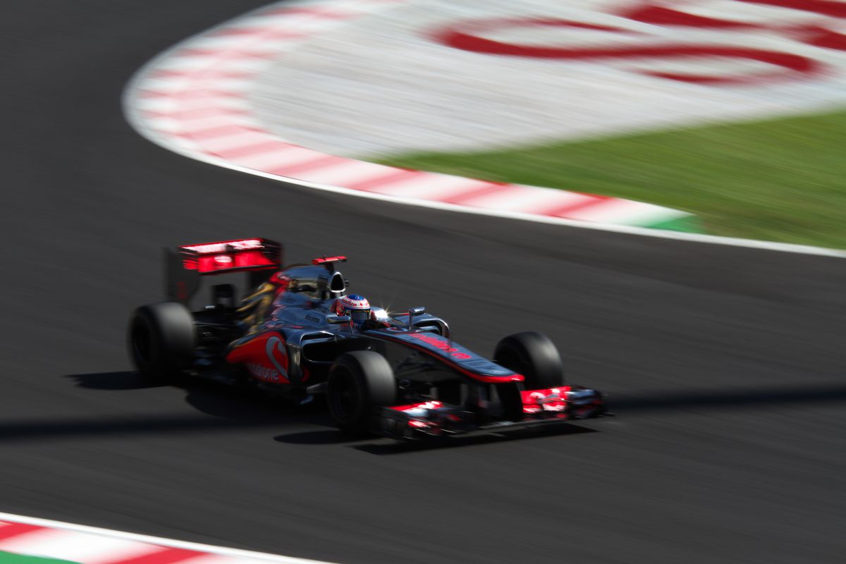 Friday Button | GANREF