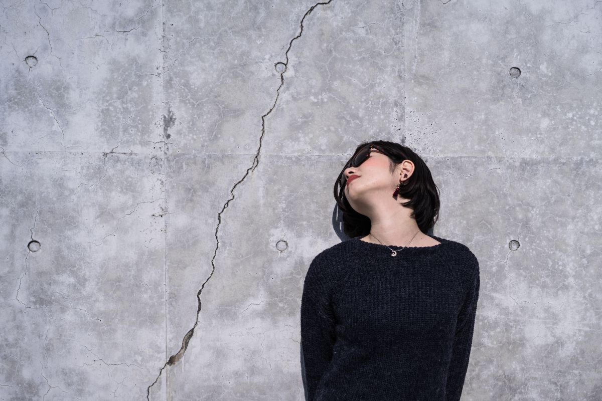 the sunshine is dazzling. | GANREF