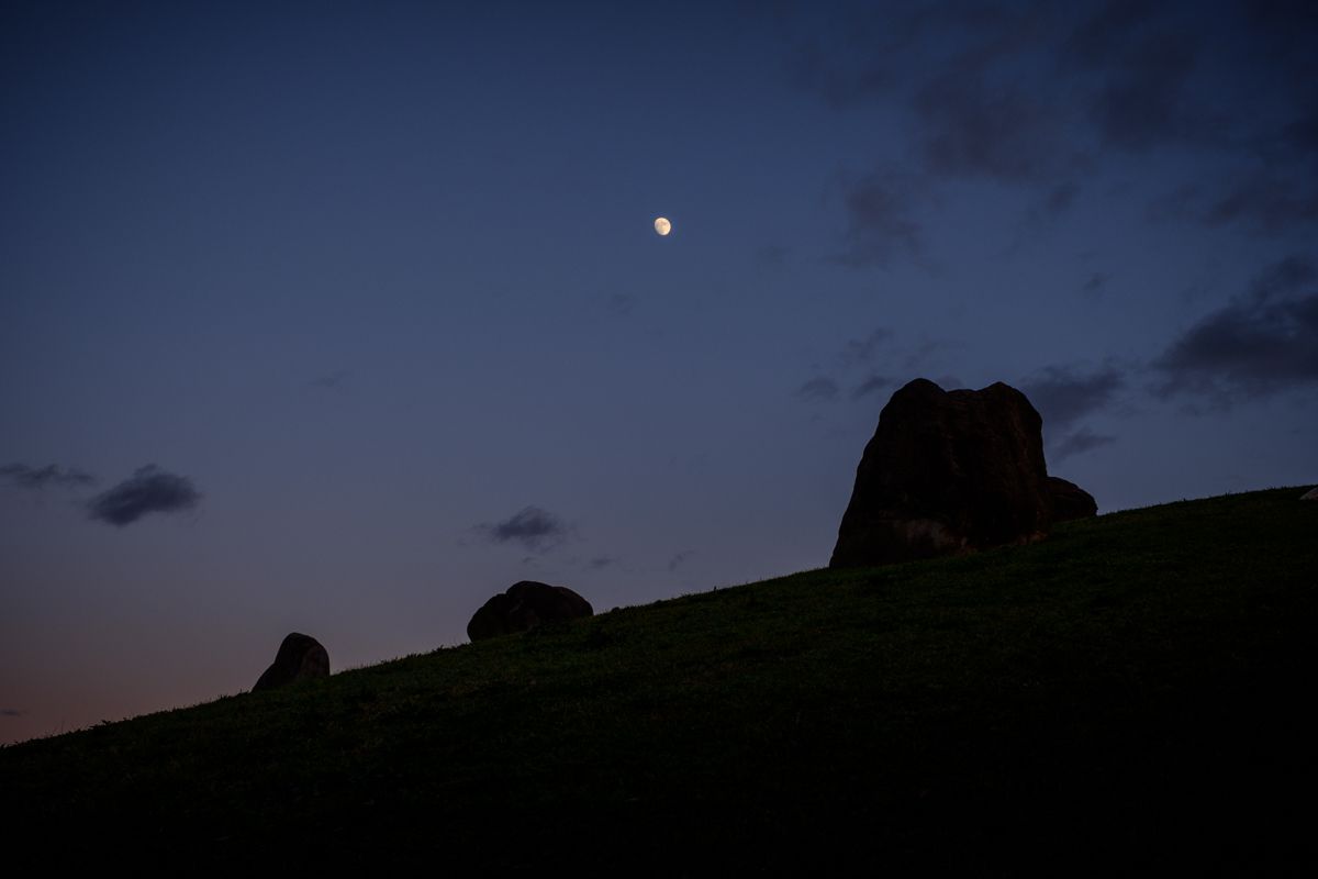Stones and Moon | GANREF