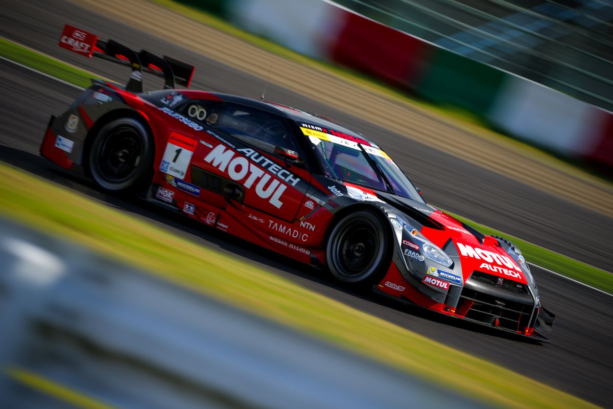 in to the 2nd corner with day light | GANREF