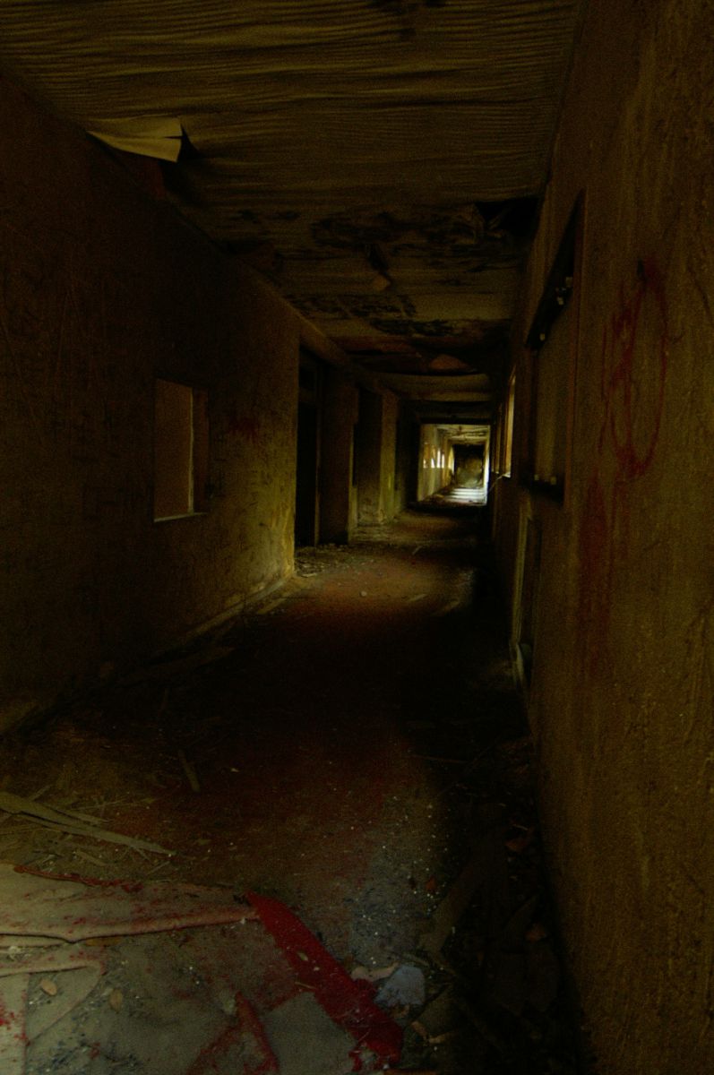 Drafty Passage | GANREF