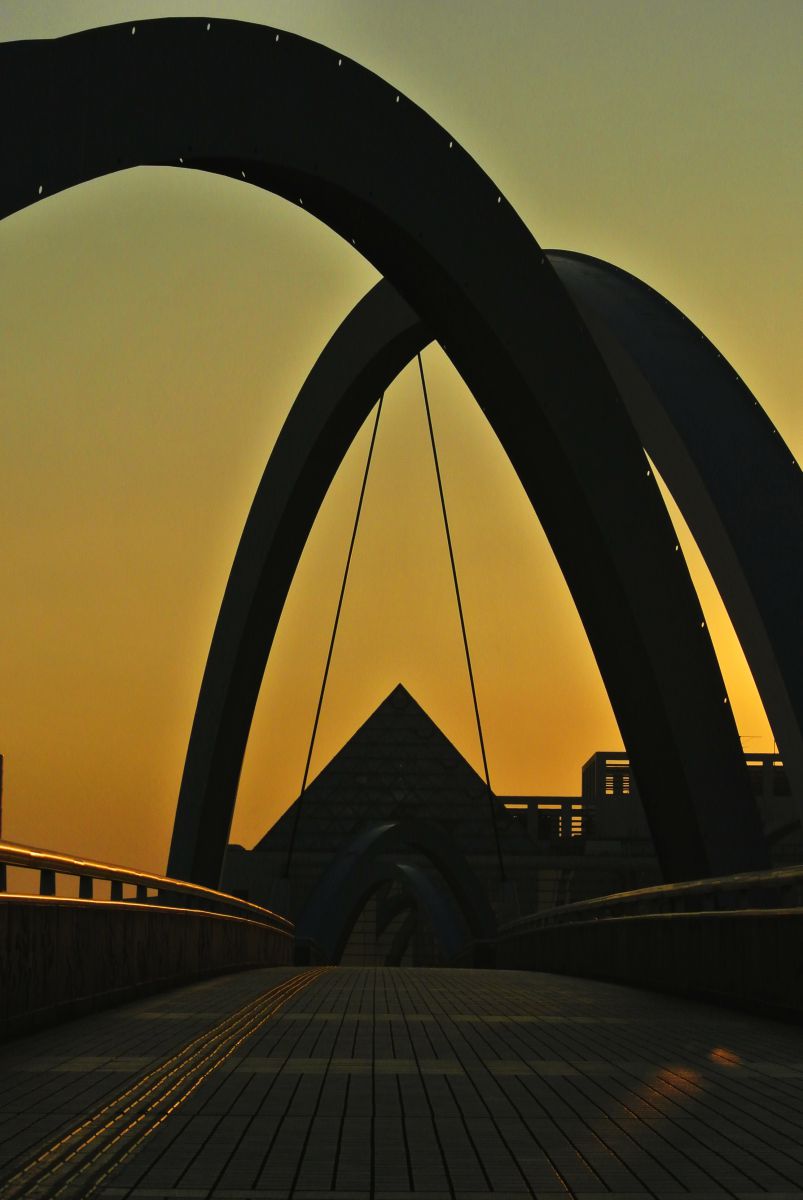 Loop & Loop | GANREF