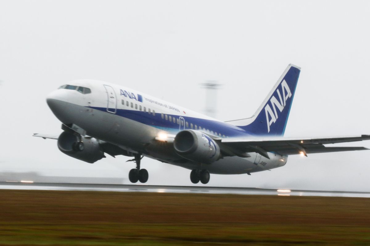 Take off 737 | GANREF