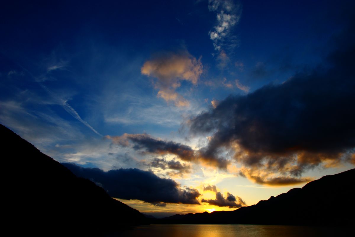 Good-bye day | GANREF