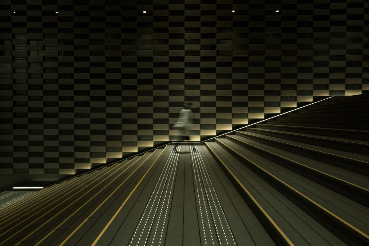 Yellow line | GANREF