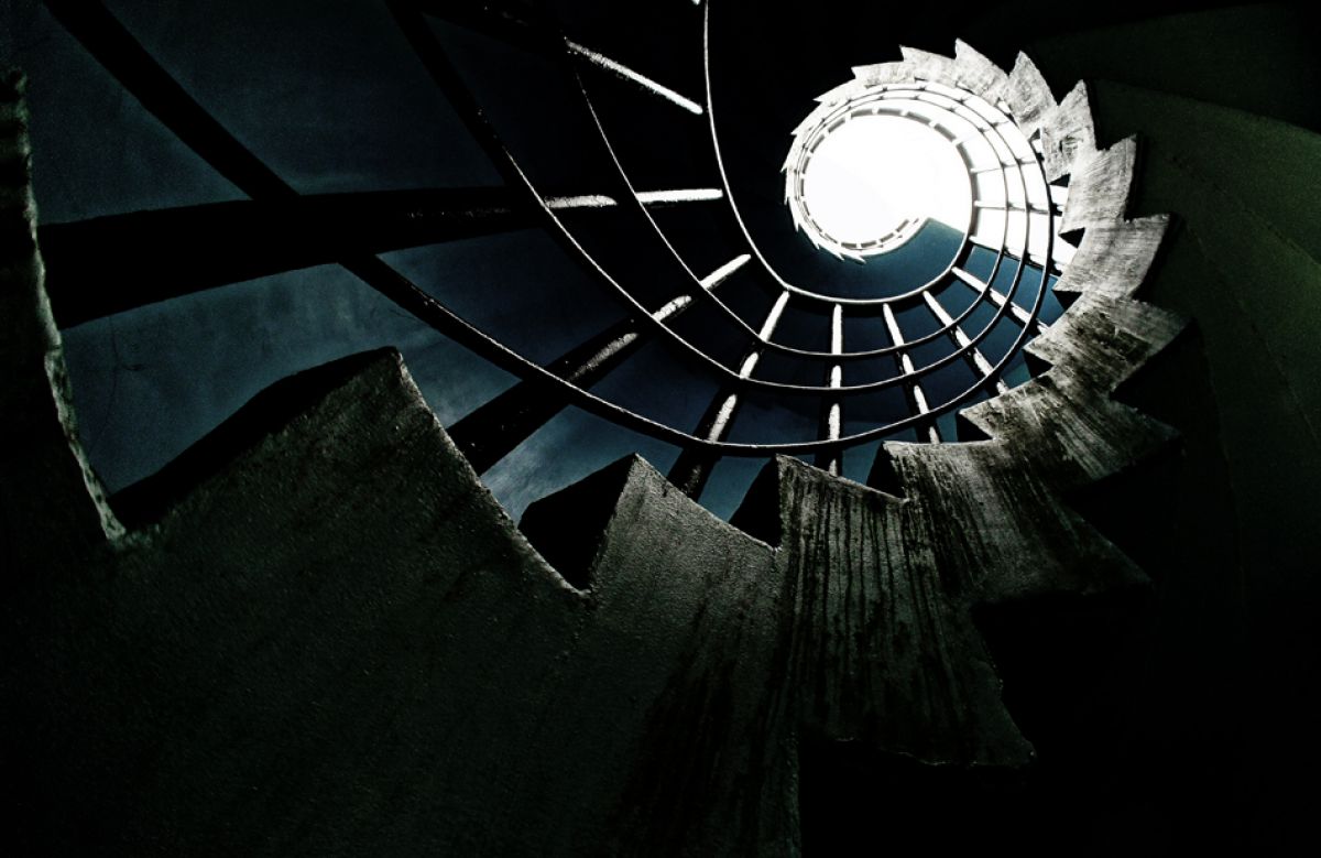 Evil spiral | GANREF