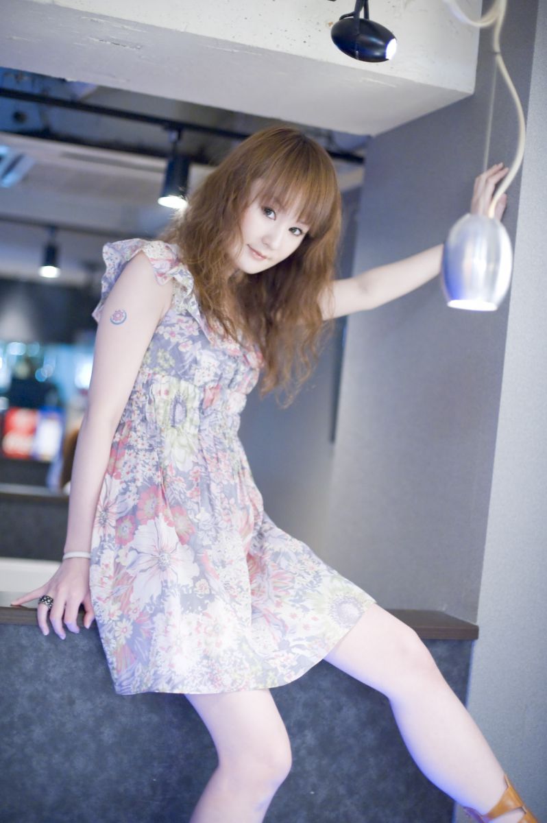 エレナ_0608-01 | GANREF