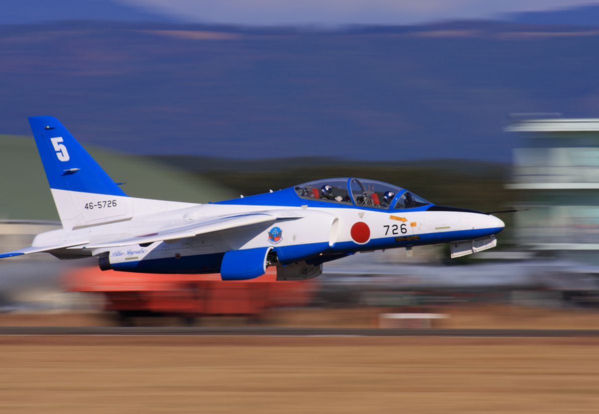 Take Off !! | GANREF