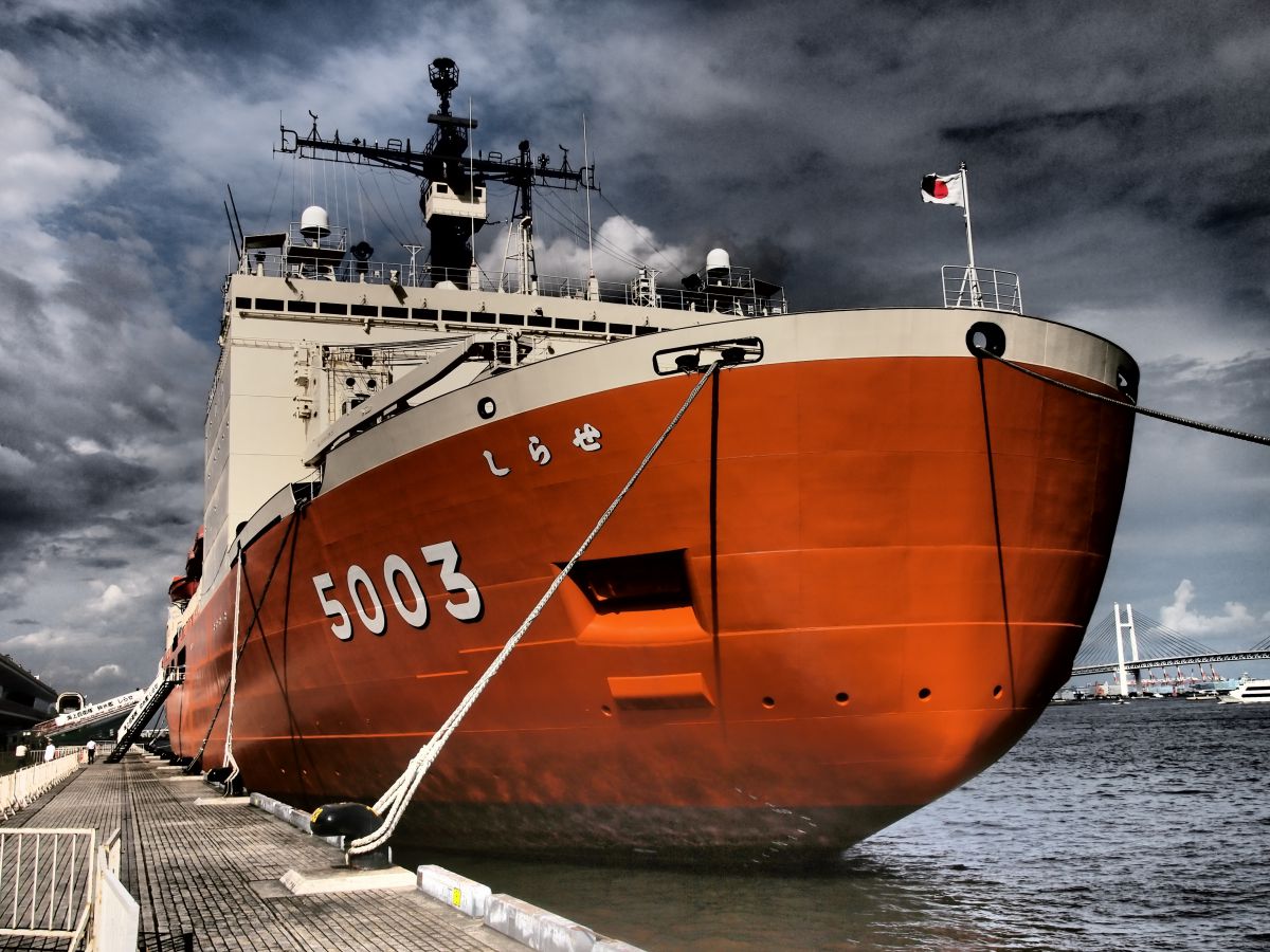 Japanese Icebreaker Shirase | GANREF