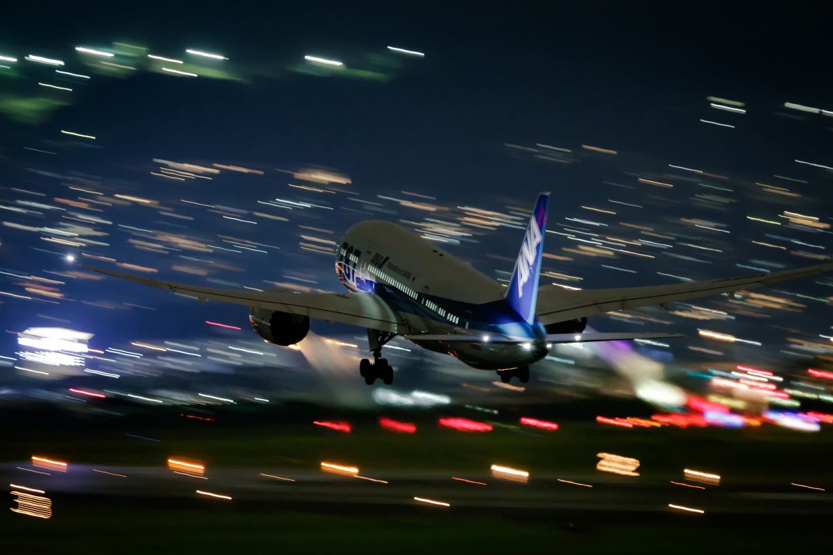 night dreamliner 787 | GANREF