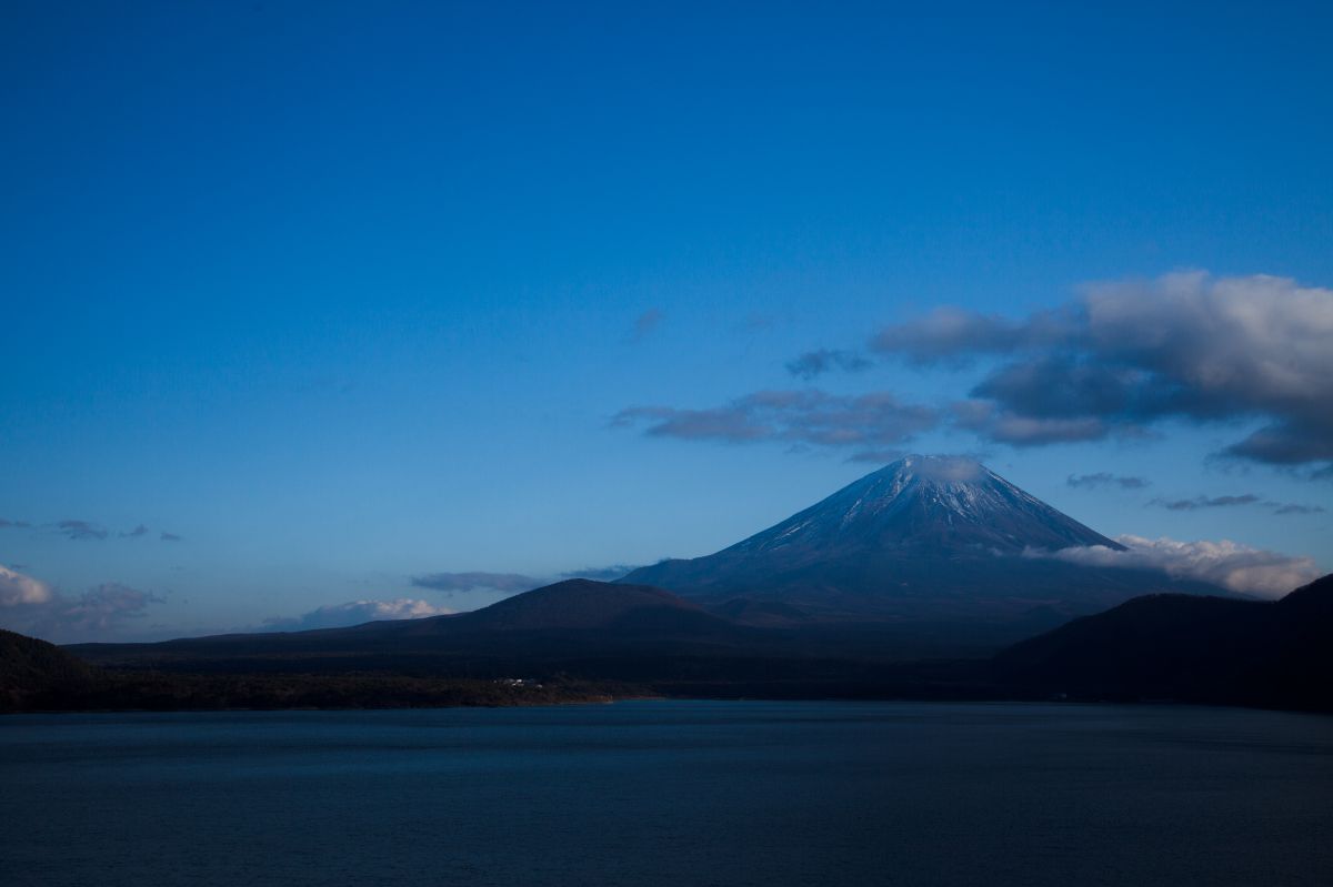 Blue Mt. Fuji | GANREF