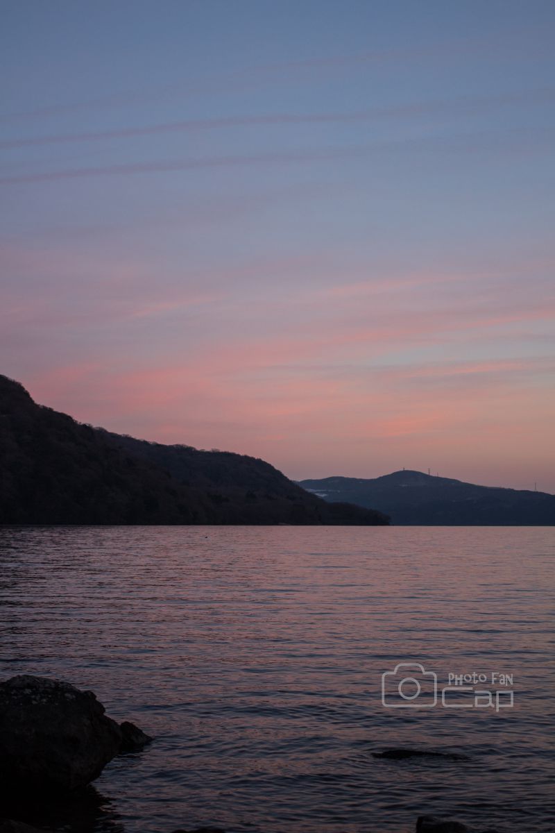 湖畔の夕映え | GANREF