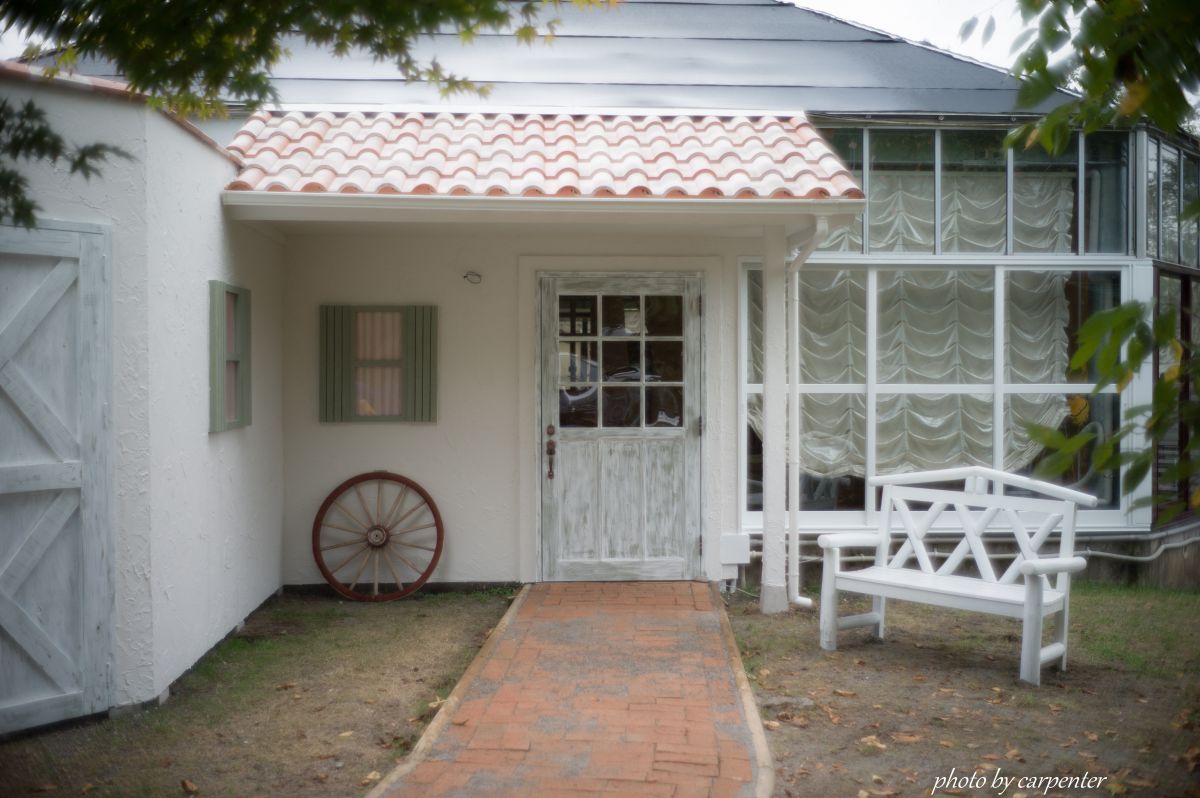 Provence house entrance | GANREF
