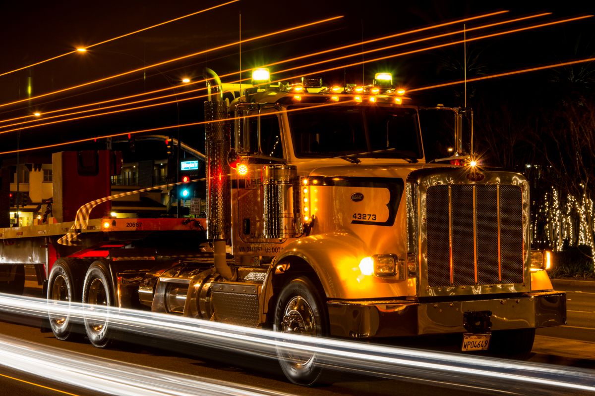 The Convoy in the warp space | GANREF