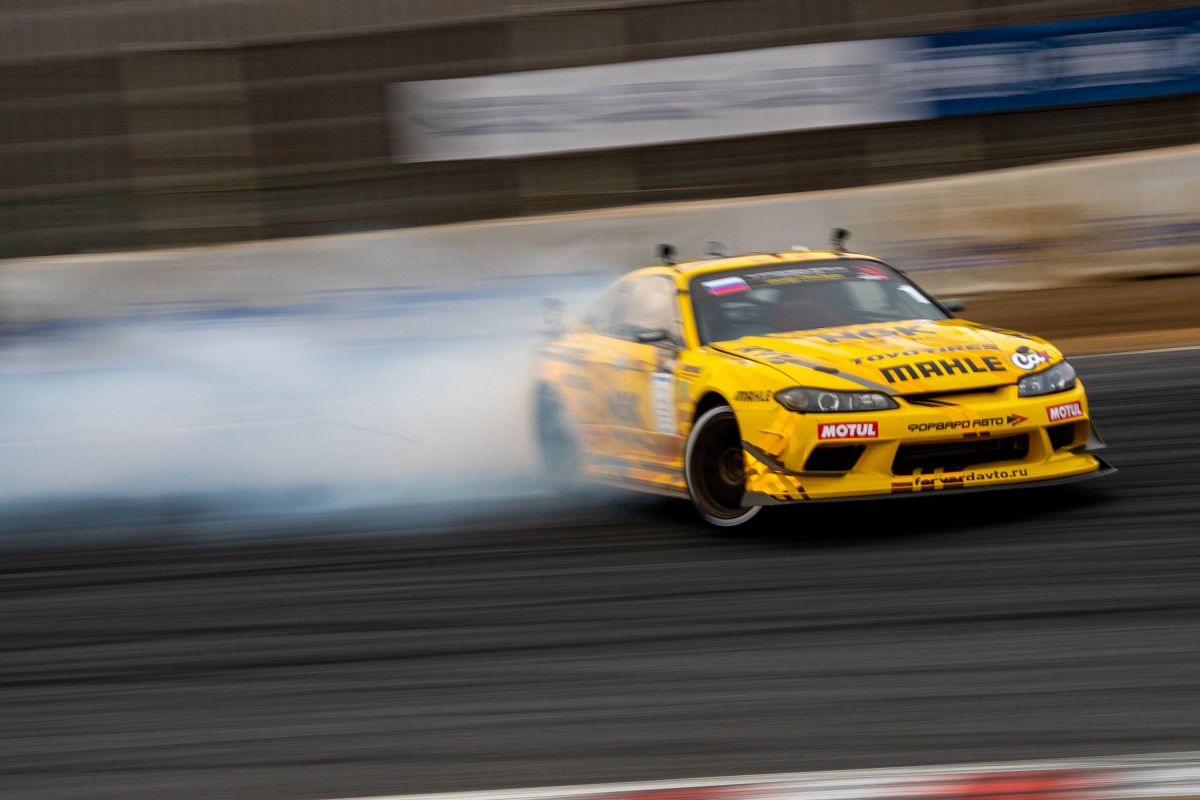 win the championship two seasons running | GANREF