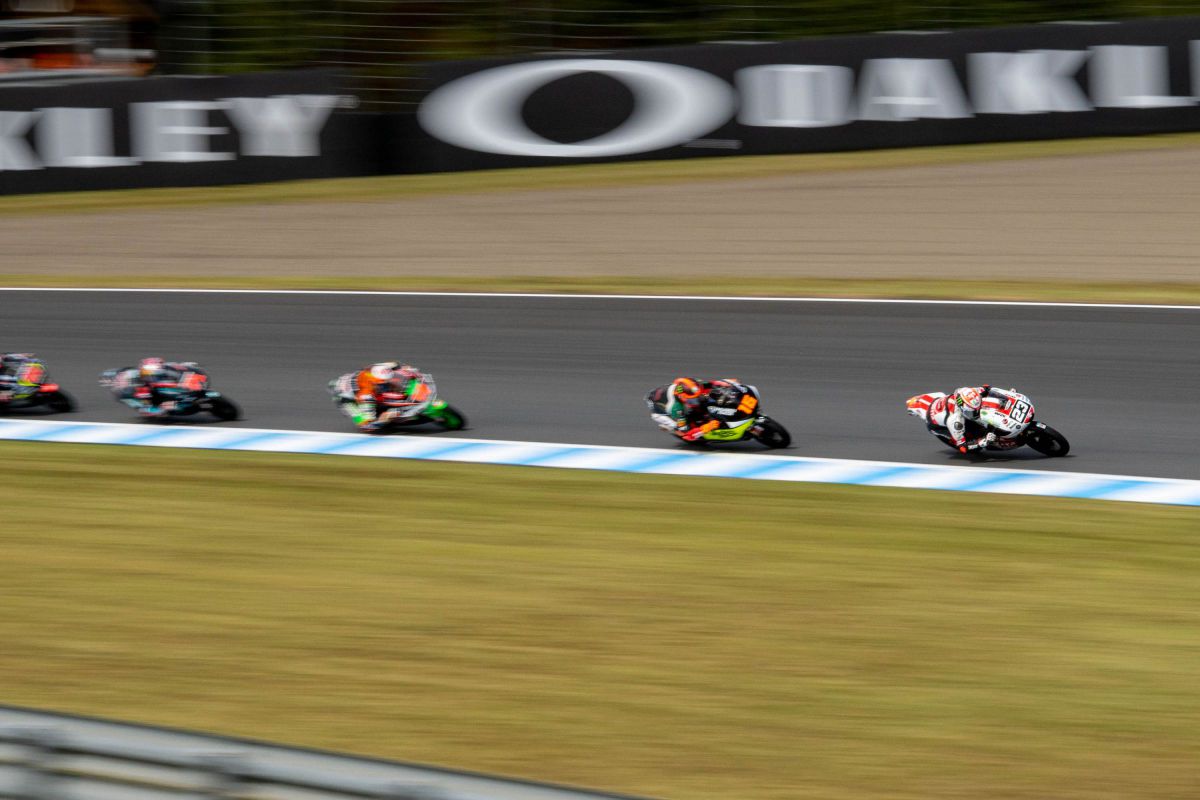 In the opening lap | GANREF