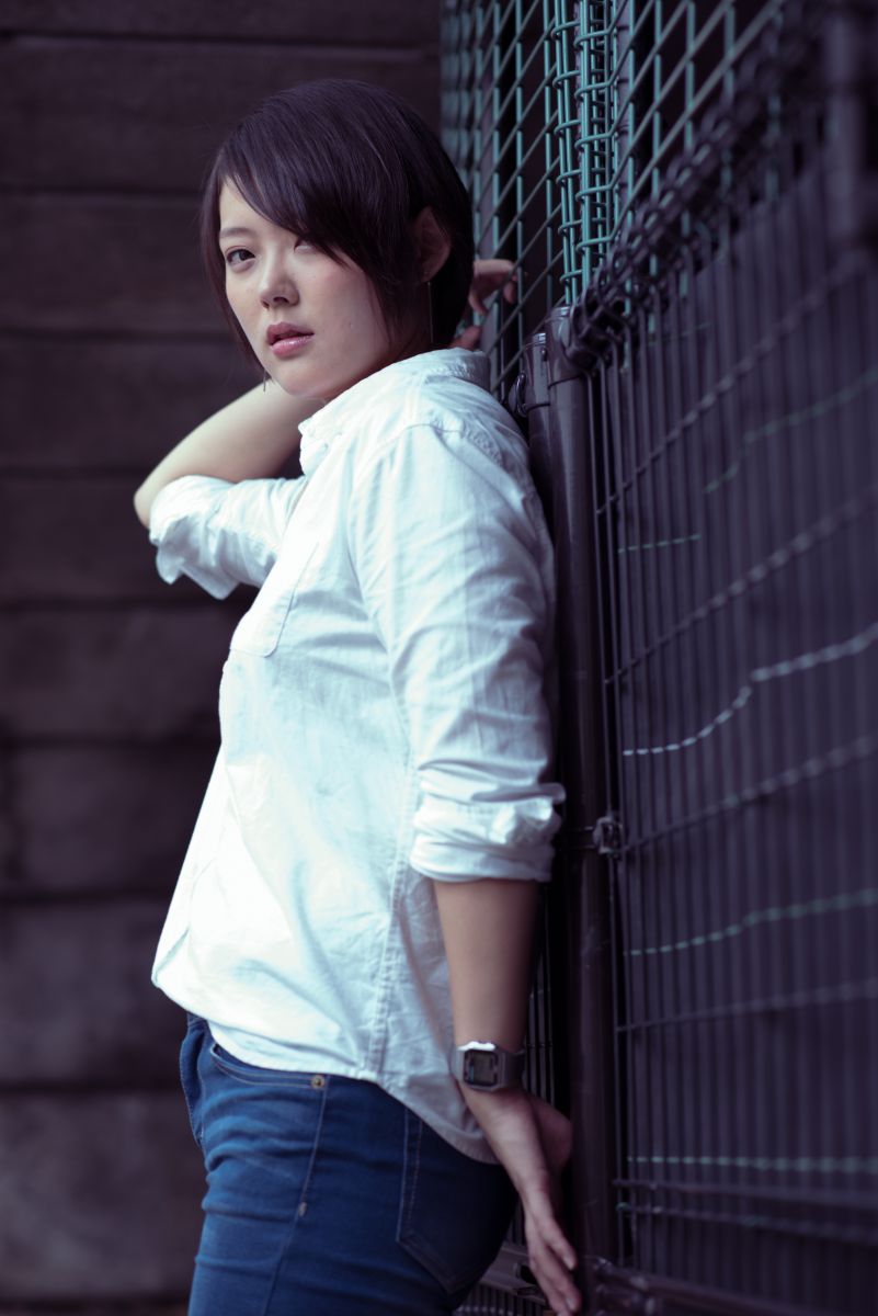 見つめる | GANREF