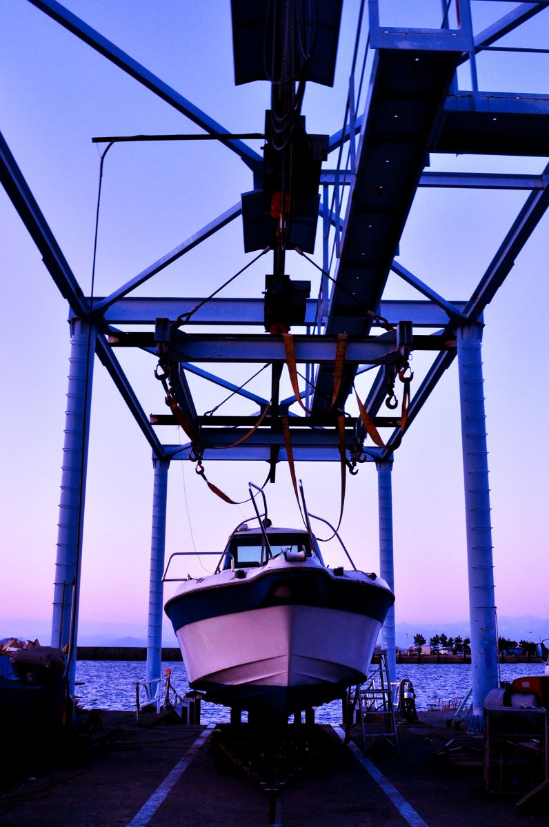 Violet ship | GANREF