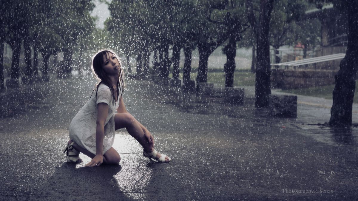 Inside of the girl | GANREF