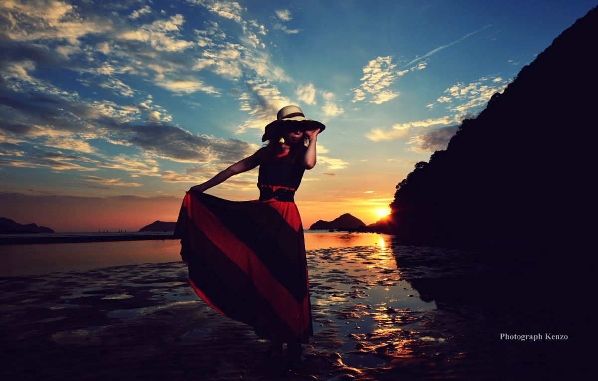 Exotic Sunset | GANREF