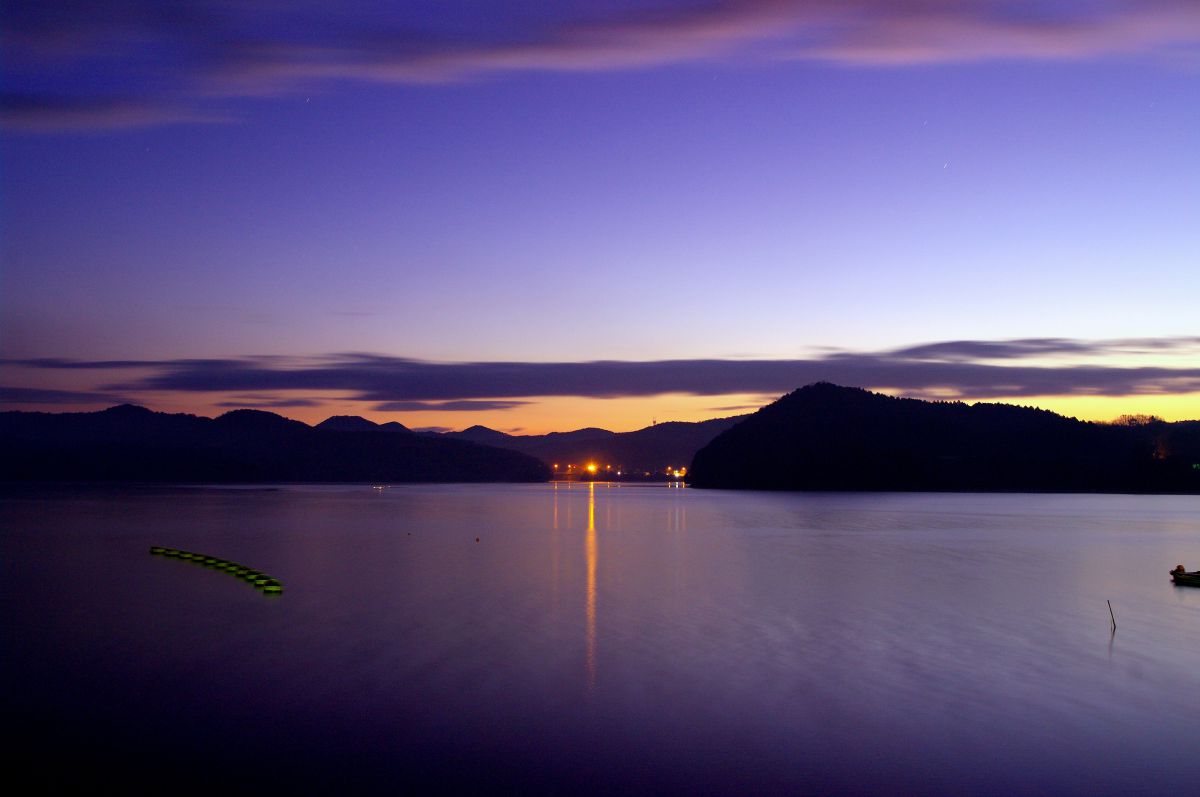 First Light | GANREF