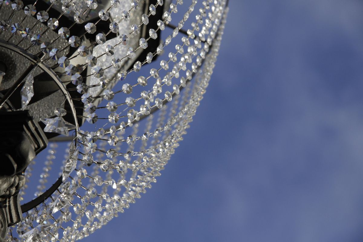 Crystal in the sky | GANREF