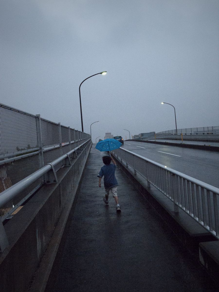 walking in the rain | GANREF