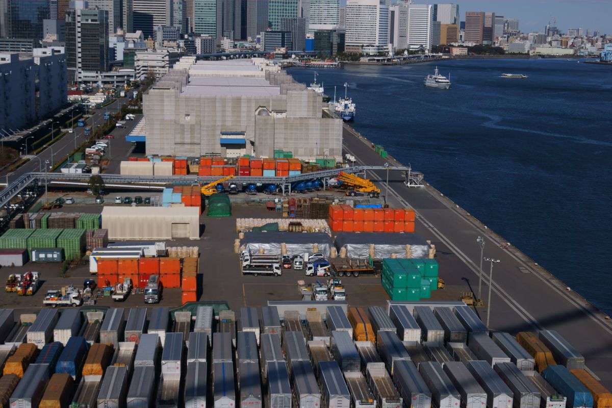 Container Yard | GANREF