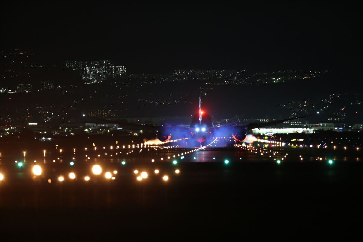 B8 Illusion | GANREF