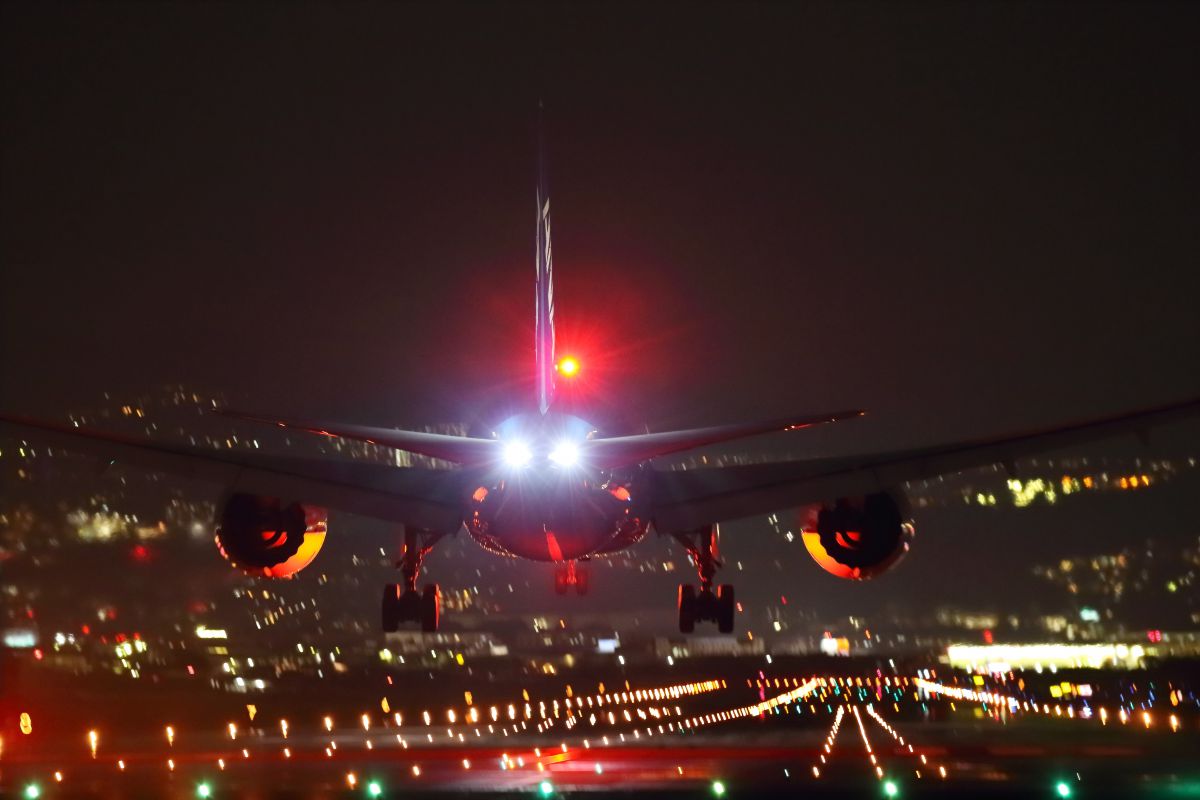 全部乗せなB8 | GANREF