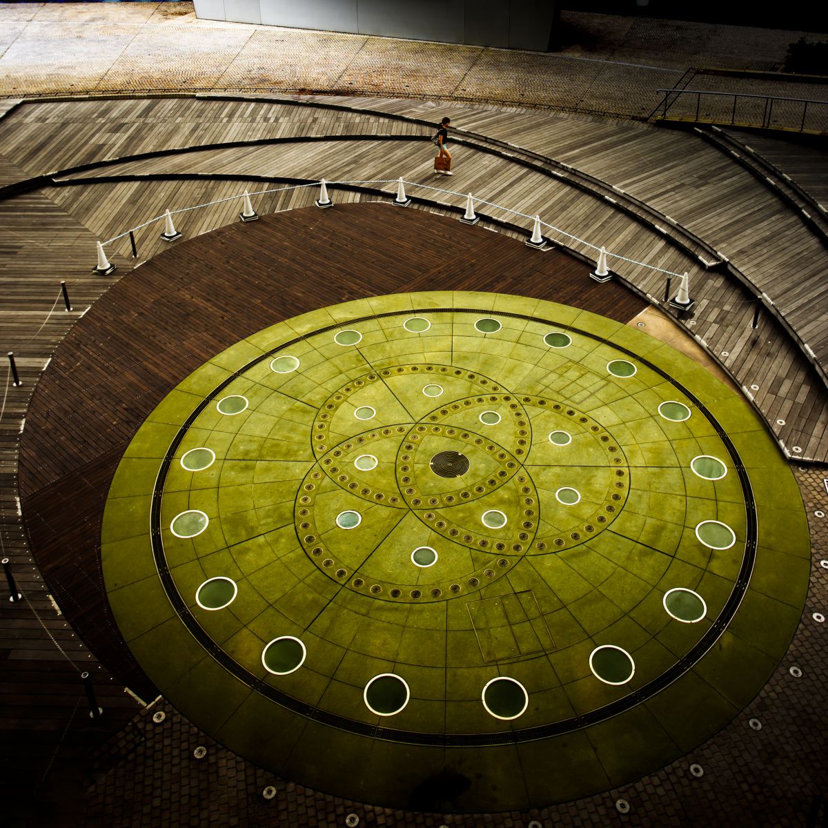 moon walker | GANREF