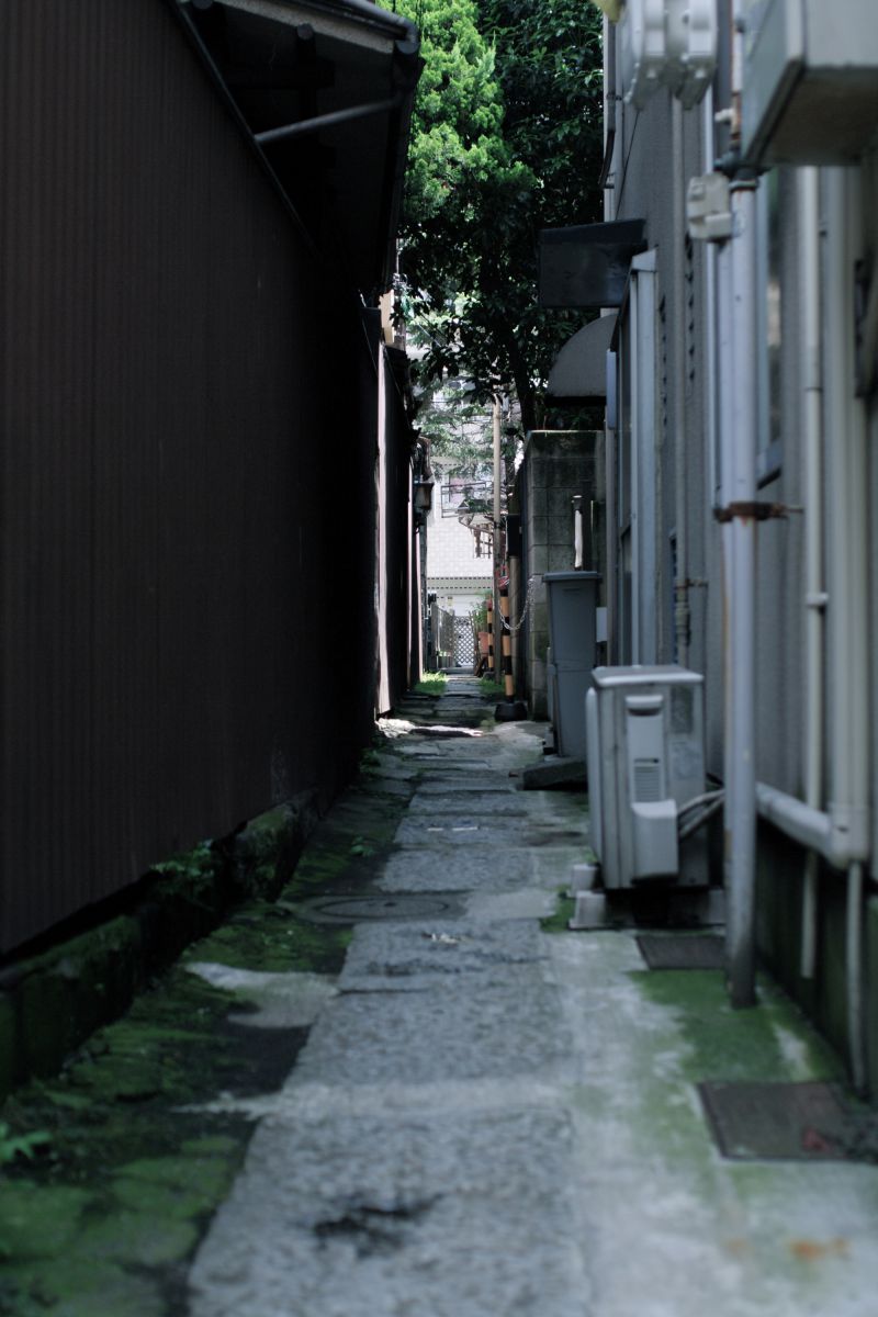 路地裏04 | GANREF