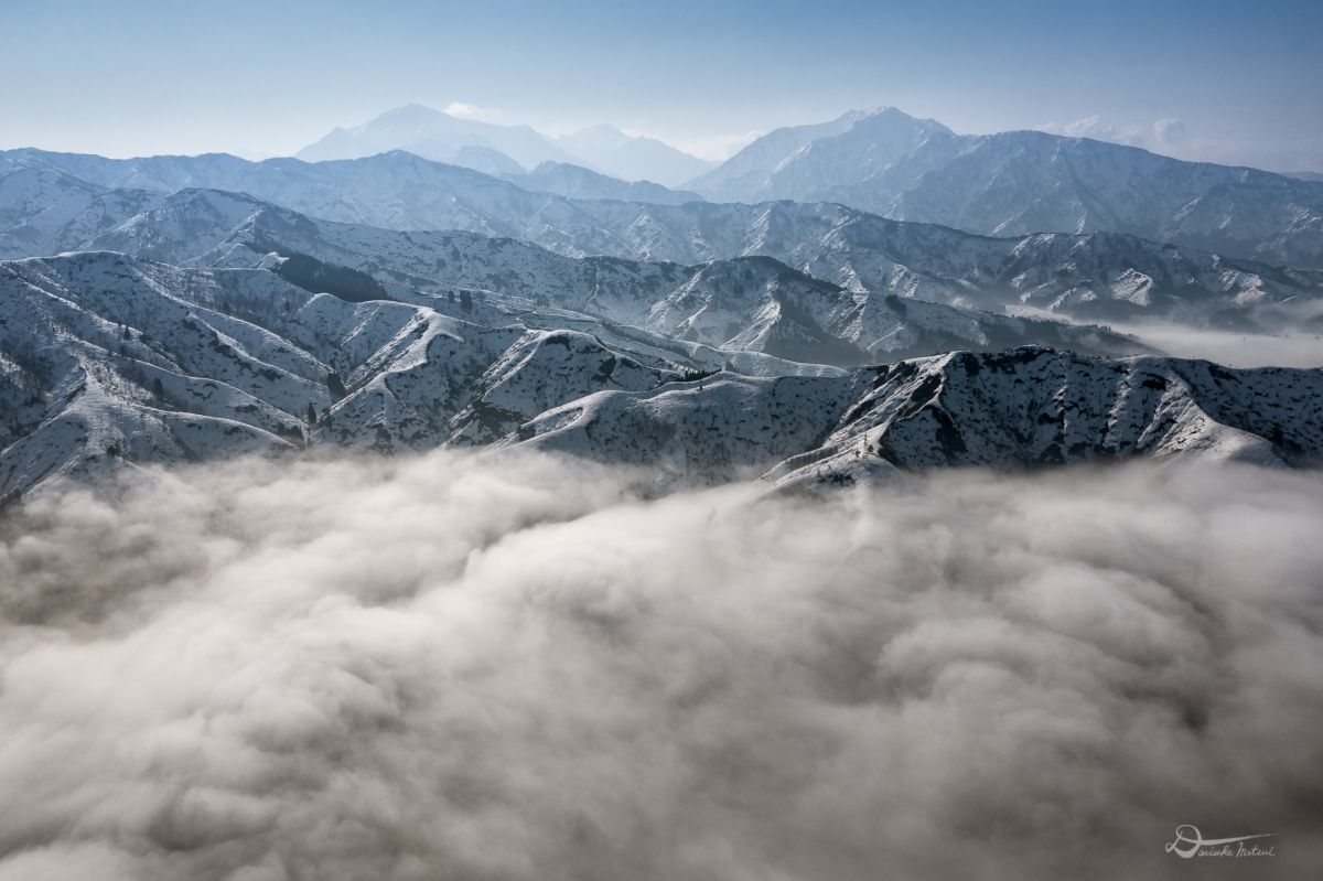 Above the clouds | GANREF