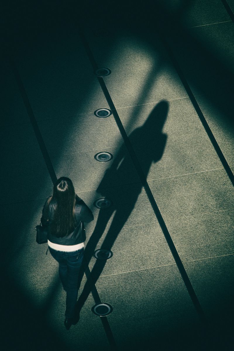 Shadow Girl | GANREF